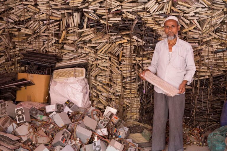 India’s Electronic Waste Graveyard - KAS Media Programme Asia